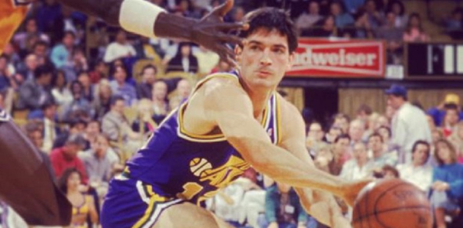 Il y a 24 ans, John Stockton compilait 20 points, 28 passes décisives ...