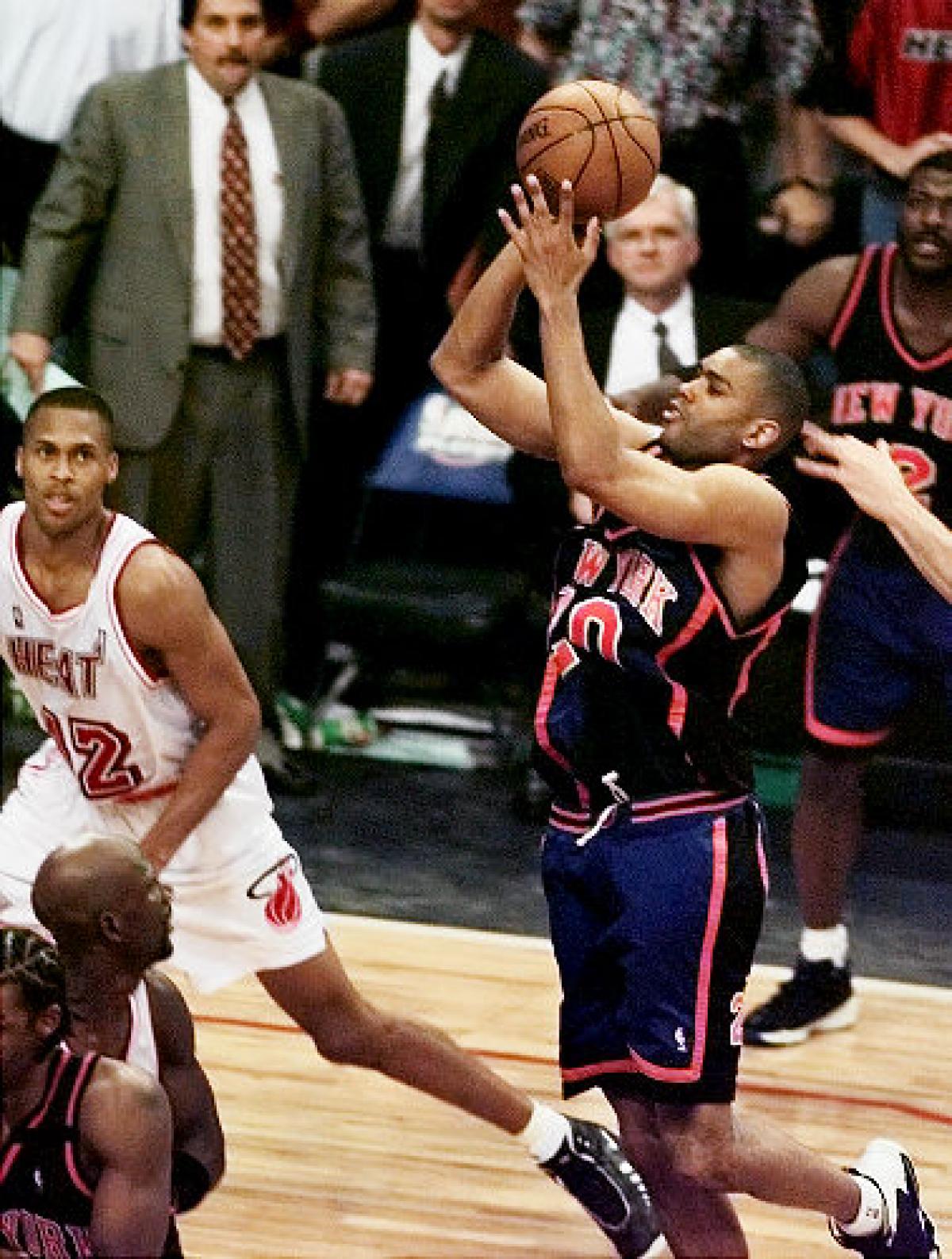 Il y a 20 ans, le shoot miraculeux d’Allan Houston face au Heat ...