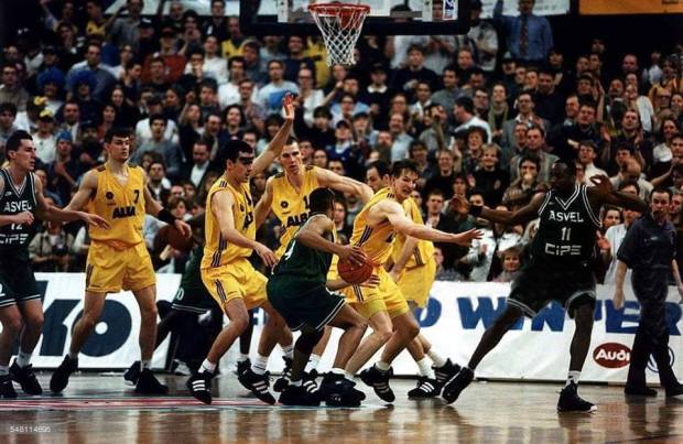 [Portrait] Delaney Rudd : No Trophy for Old Men… – Basket Retro