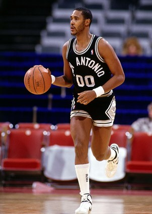 Johnny Moore, au bord du quadruple-double en 1985 – Basket Retro