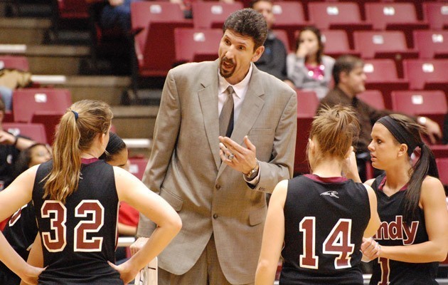 [Portrait] Constantin Popa, l’Empereur Roumain – Basket Retro