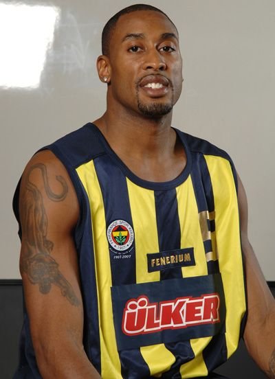 Will Solomon, un Requin en Méditerranée – Basket Retro